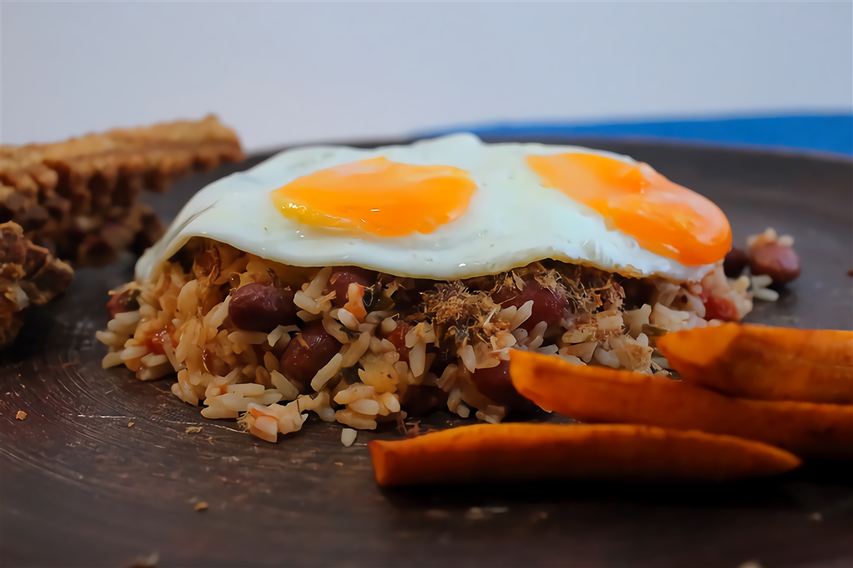 Breakfast in Colombia: 10 Traditional Dishes to Start Your Day
